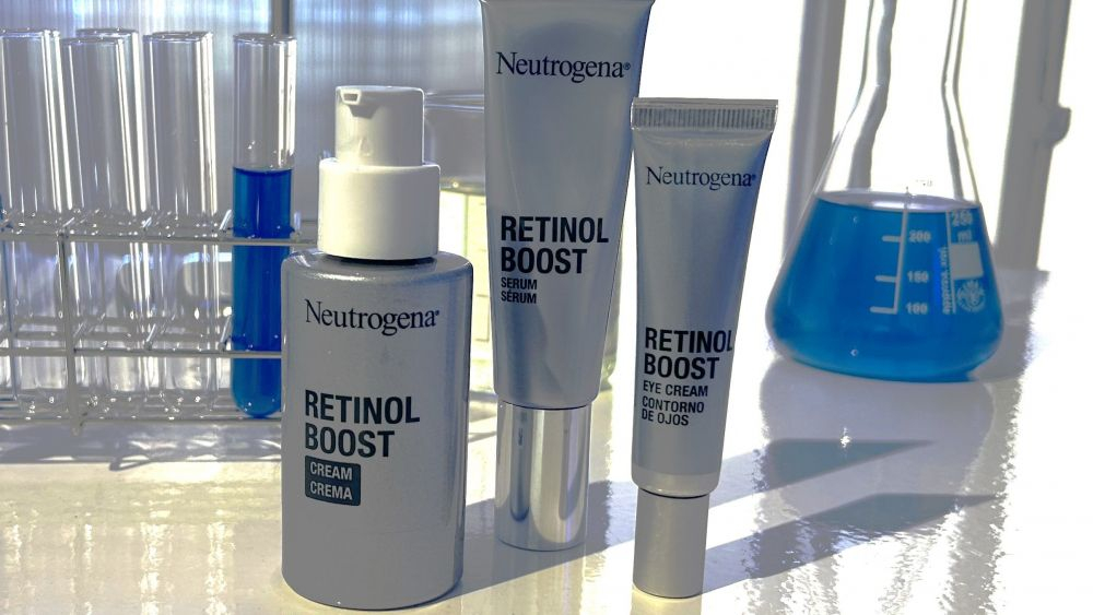 Neutrogena presenta su nueva gama facial antiedad: Retino...